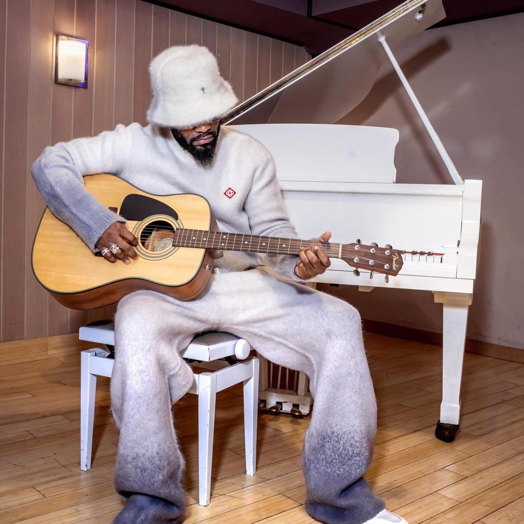 Musique : Fally Ipupa annonce la sortie de son nouvel album XX Delirium ...