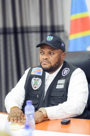 Kinshasa : Daniel Bumba invite les écoles à ouvrir et les élèves à ...